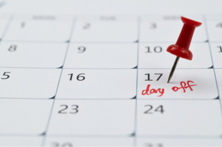 The Essential Guide to Employee Time Off - ezClocker